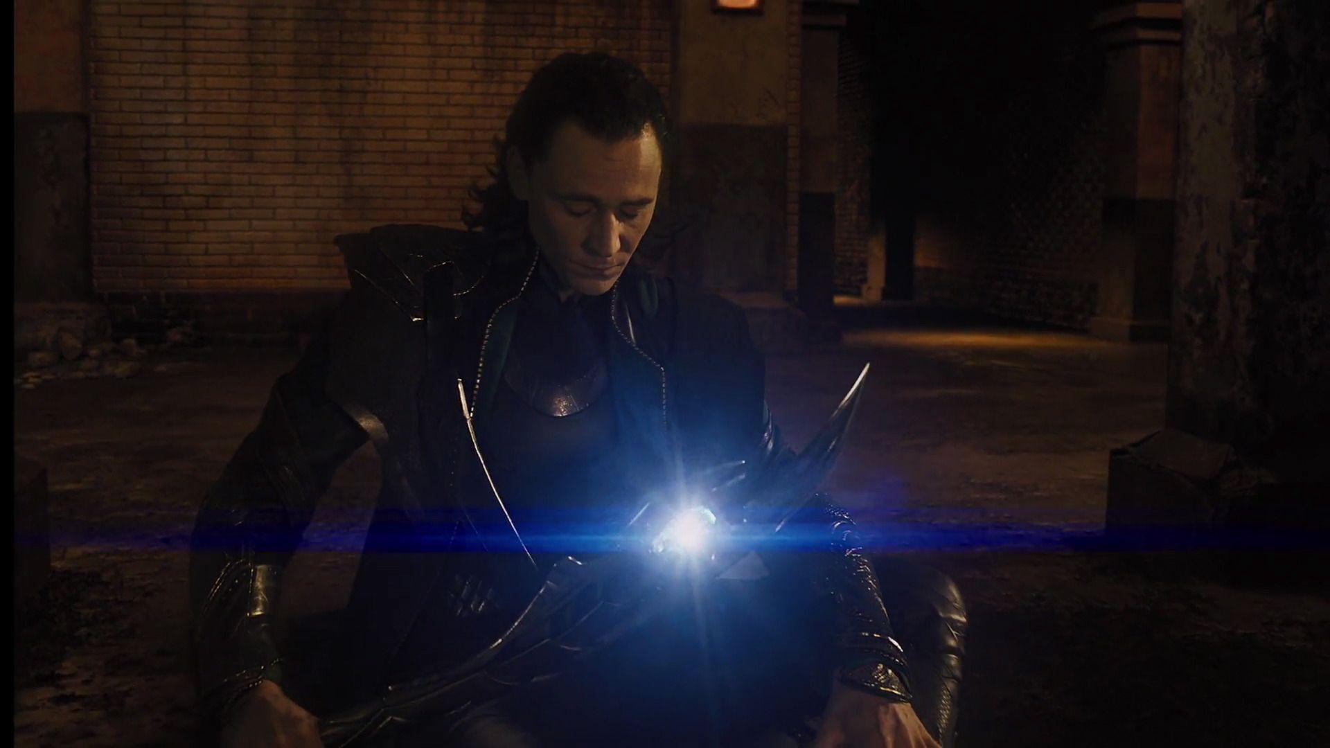 The Avengers Wallpapers Loki And Tesseract - Wallpaper Cave