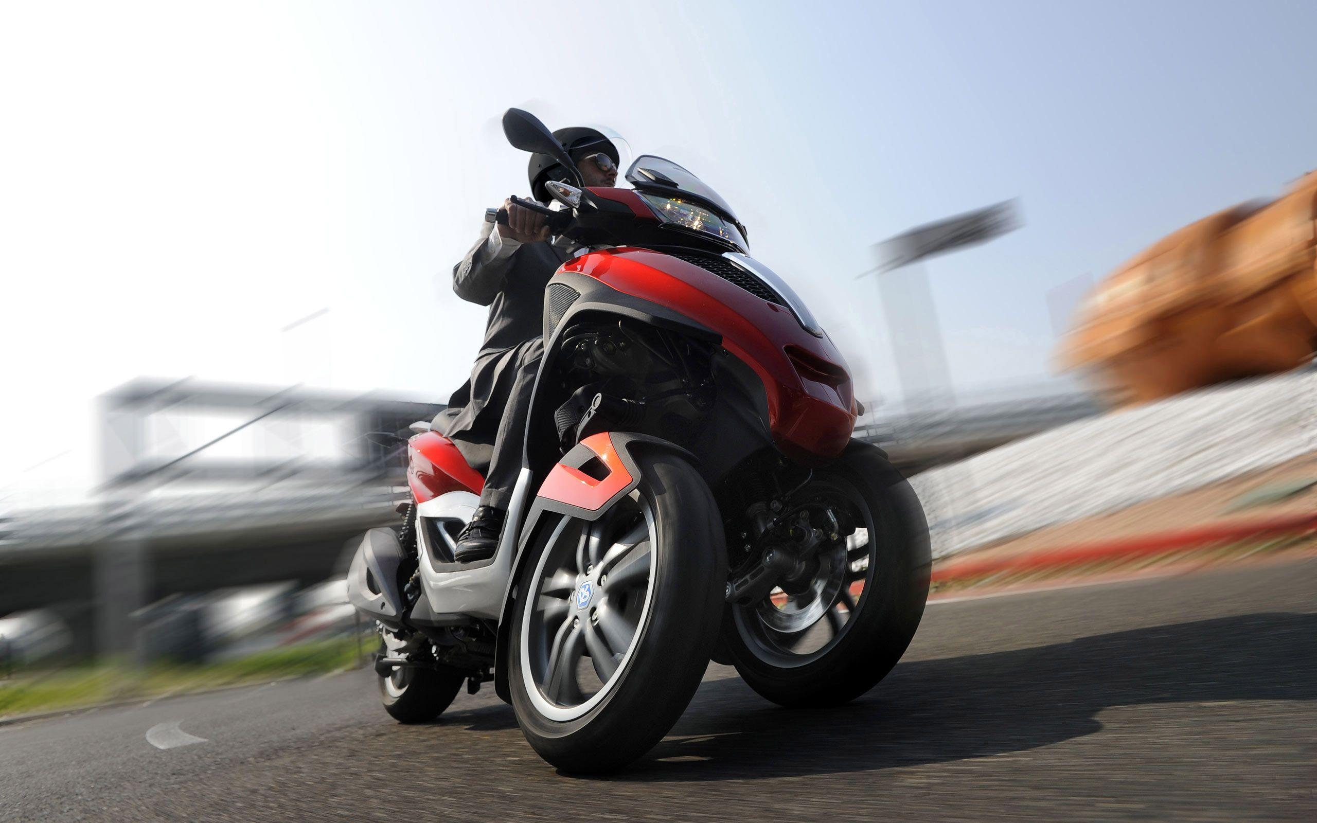 Piaggio Wallpapers - Wallpaper Cave