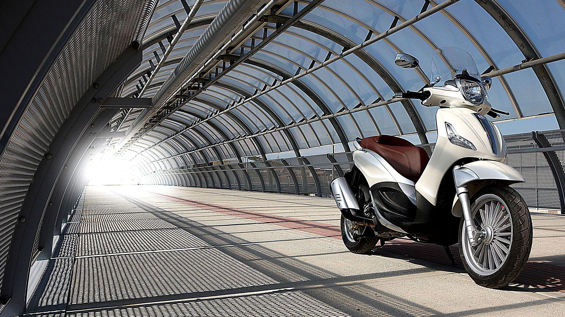 Piaggio Wallpapers - Wallpaper Cave