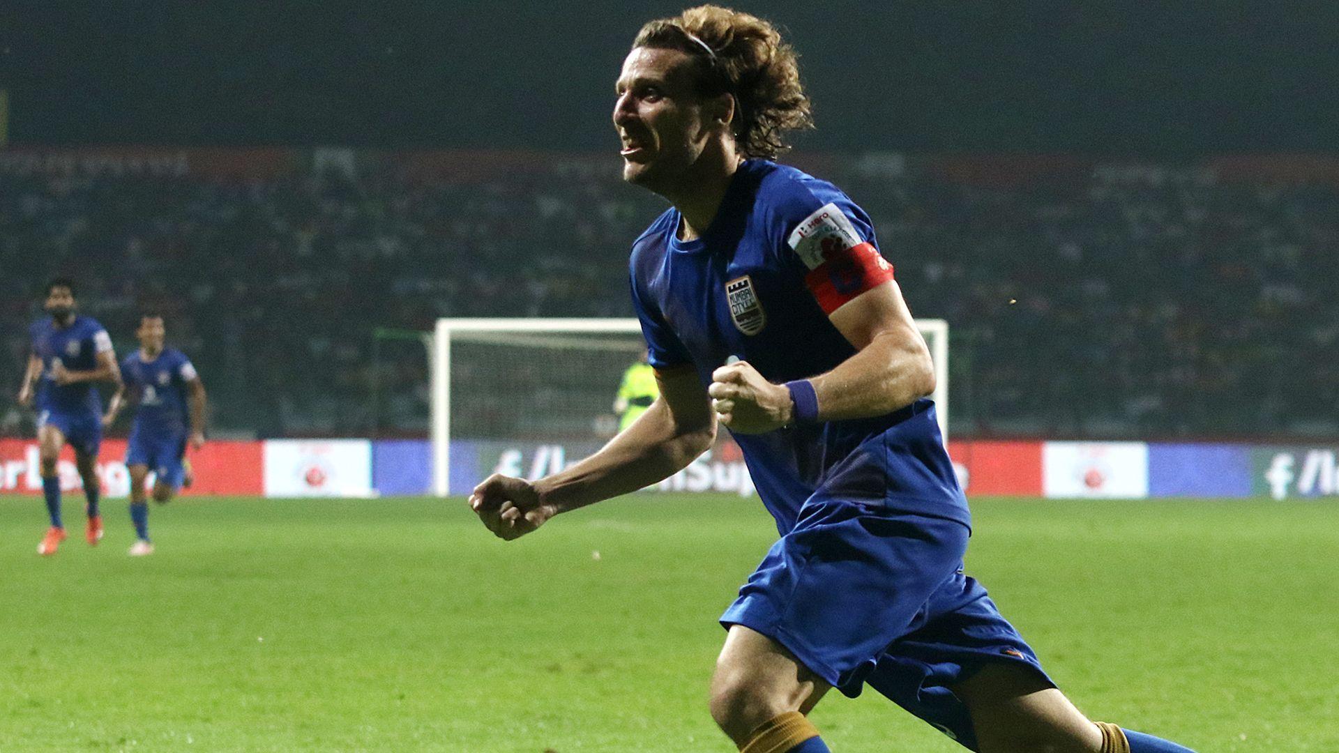 Diego Forlán Wallpapers - Wallpaper Cave