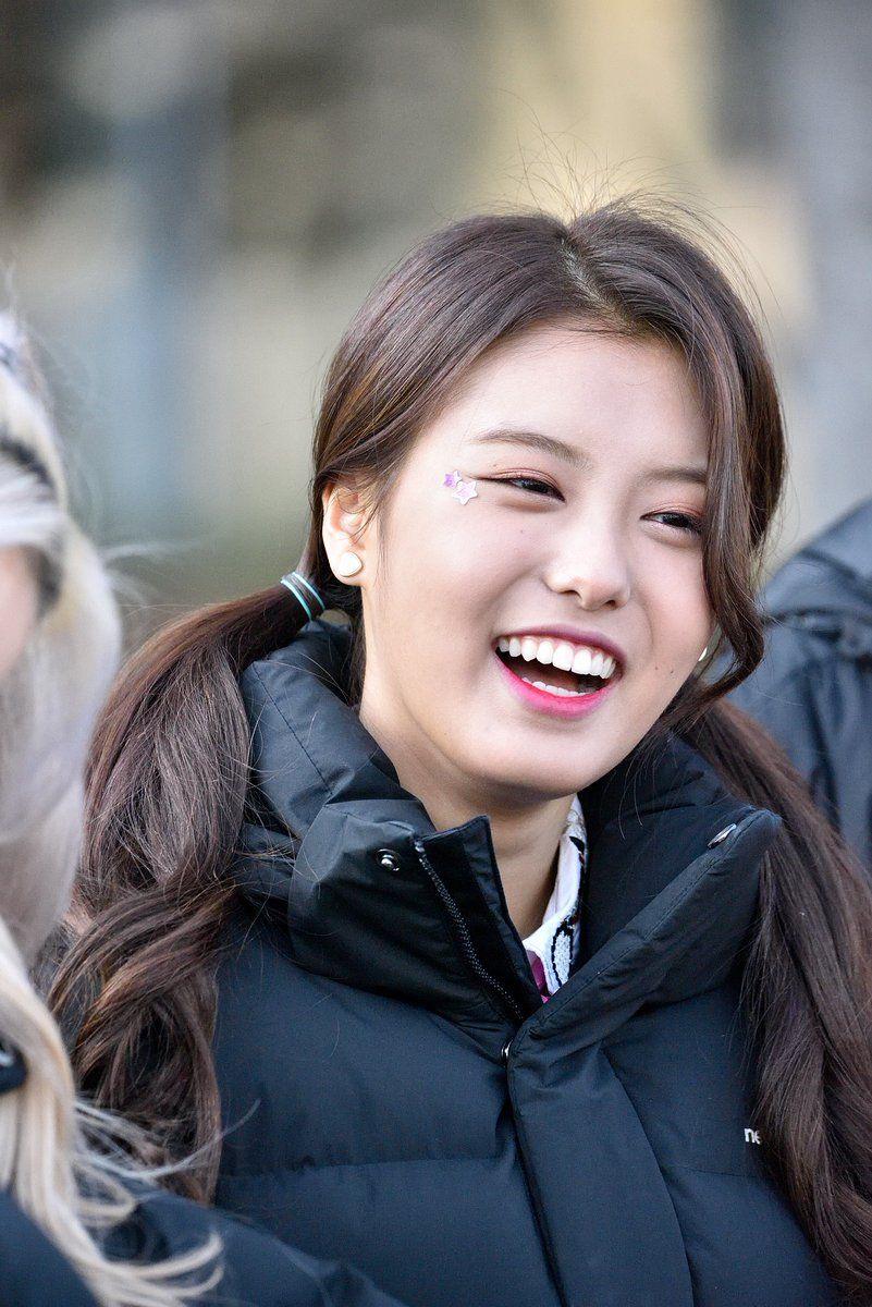 Momoland Ahin Wallpapers - Wallpaper Cave