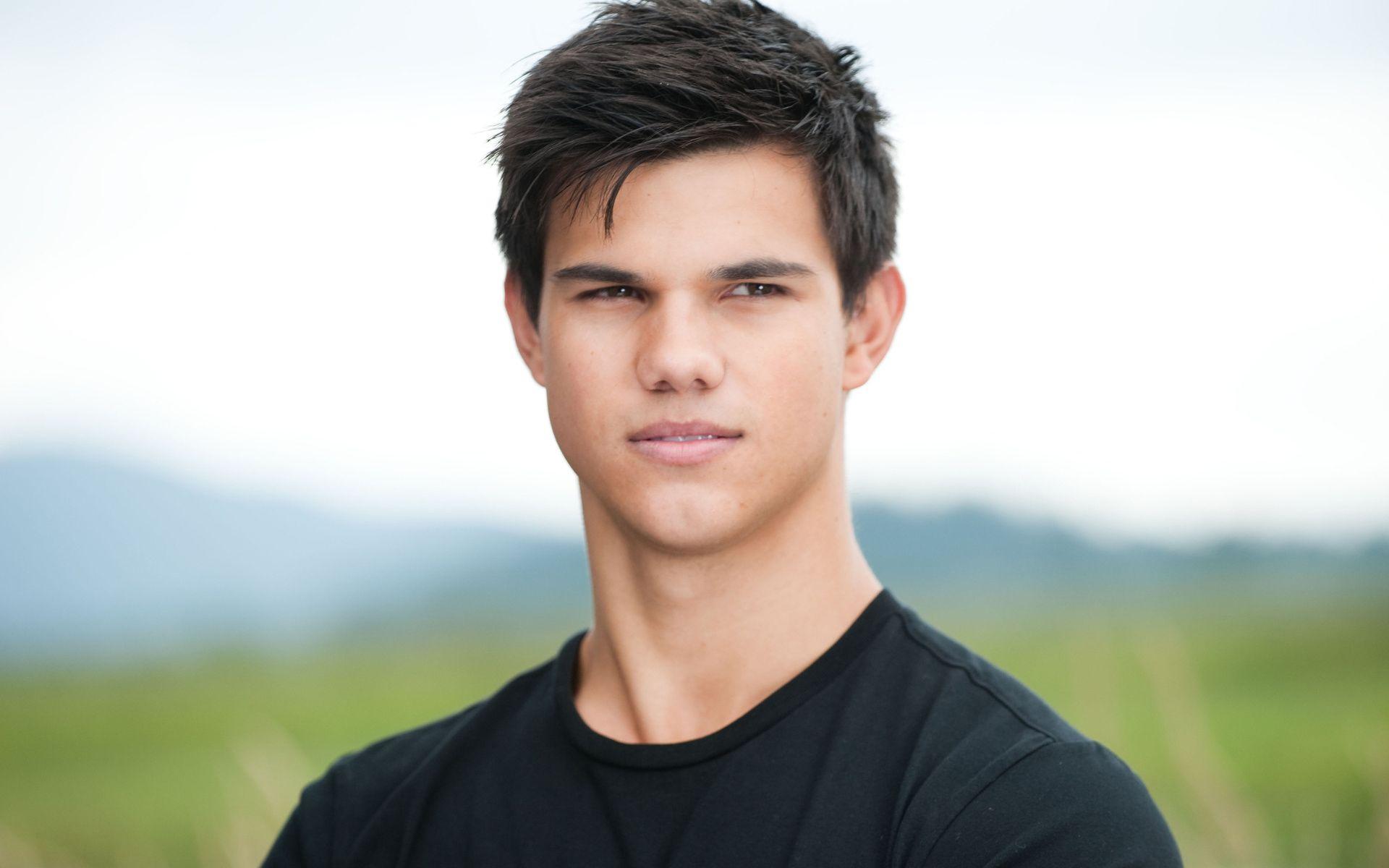 Taylor Lautner Wallpapers HD - Wallpaper Cave Taylor Lautner Wallpapers HD - Wallpaper Cave