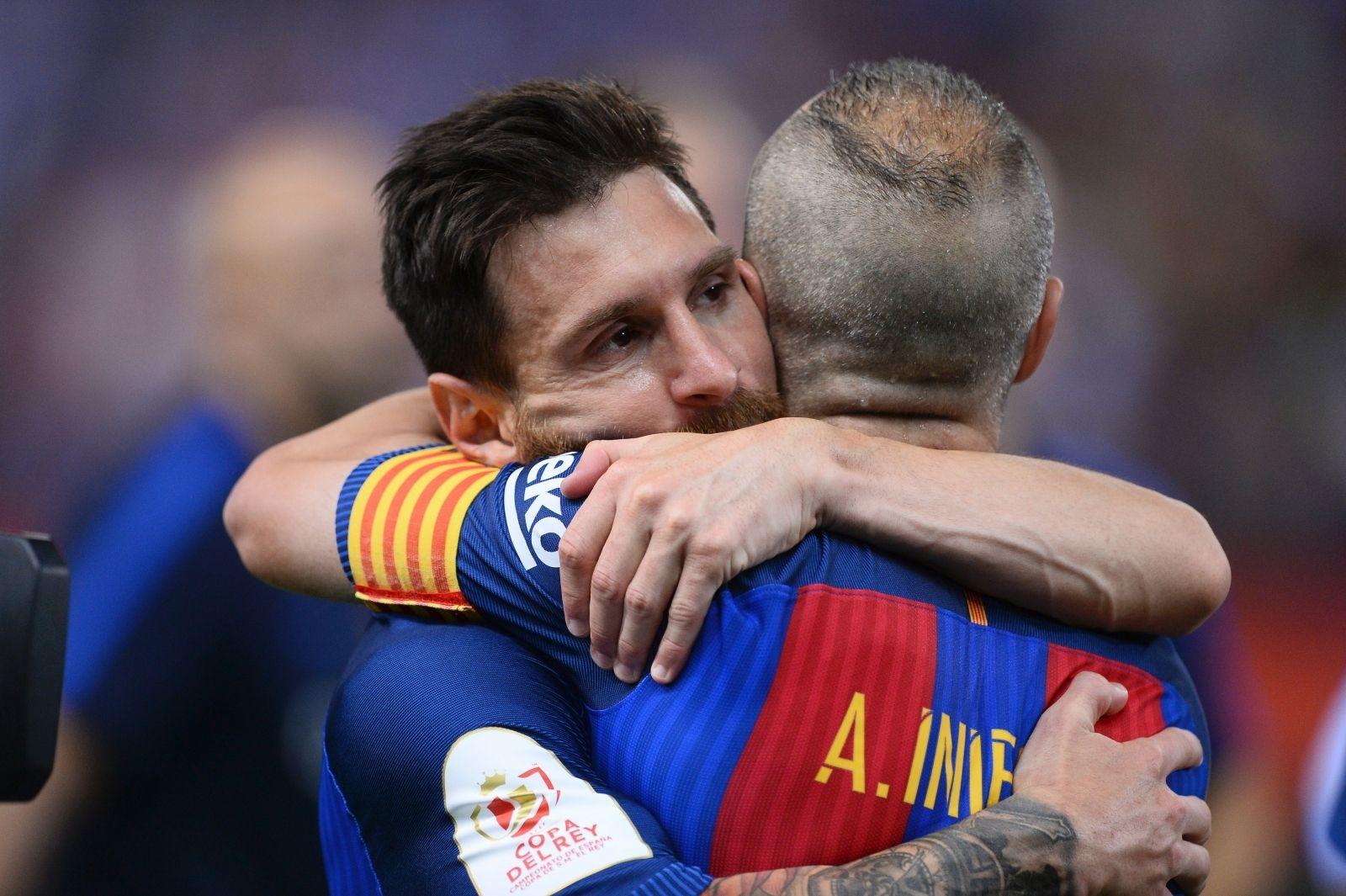 Messi And Iniesta Wallpapers - Wallpaper Cave