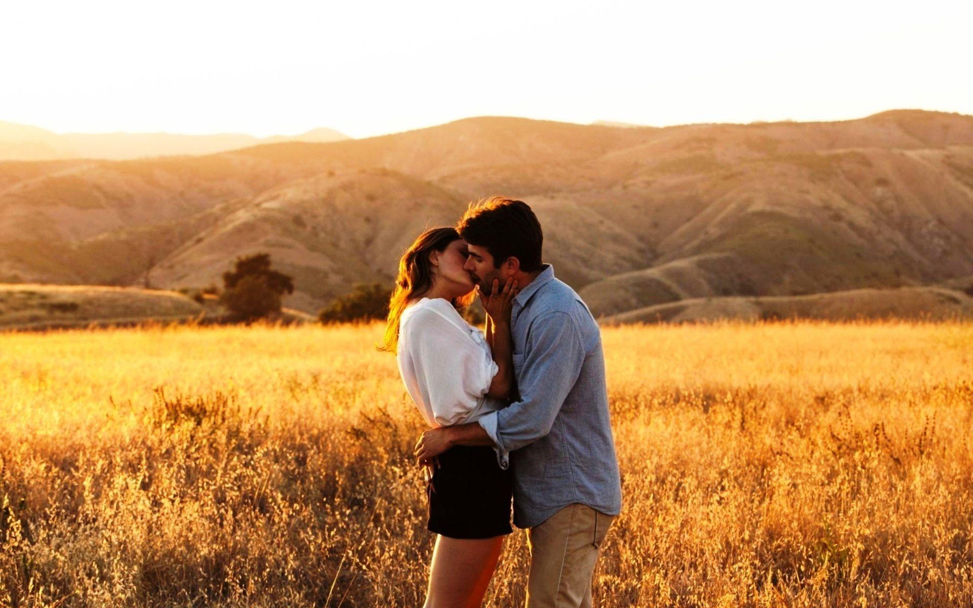 Romantic Kissing Wallpapers HD - Wallpaper Cave