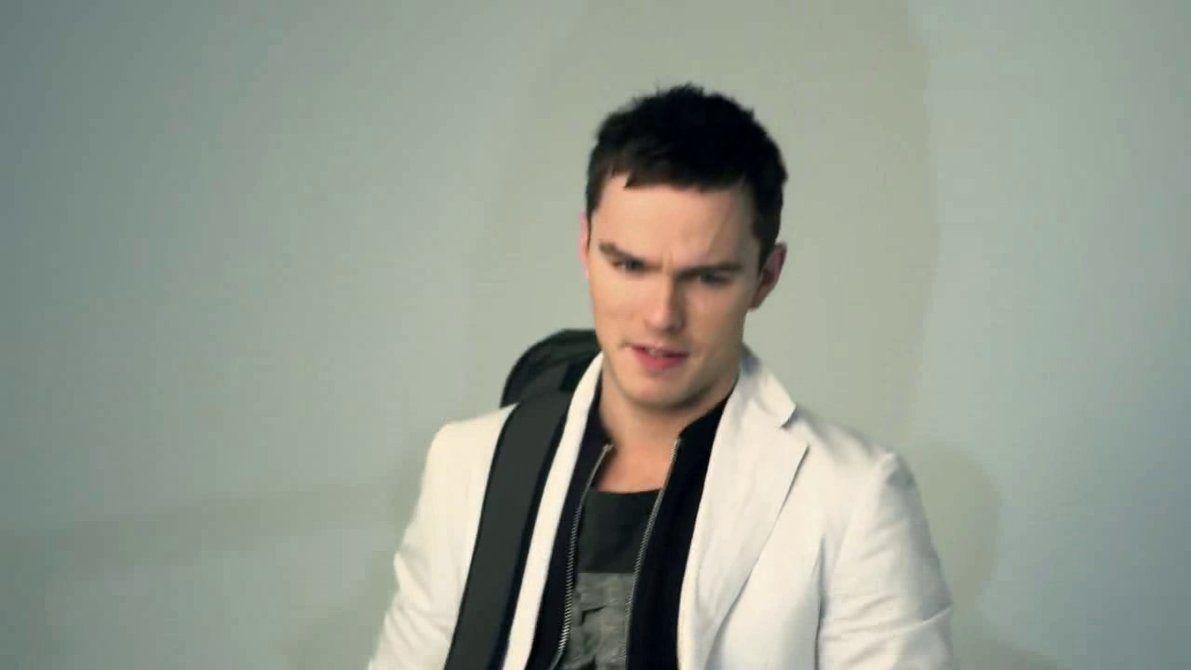 Nicholas Hoult Wallpapers Deviantart - Wallpaper Cave