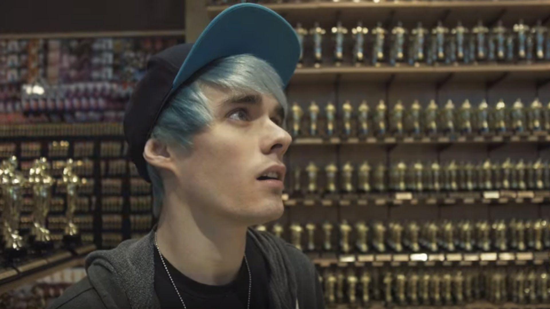 Awsten Knight Wallpapers - Wallpaper Cave