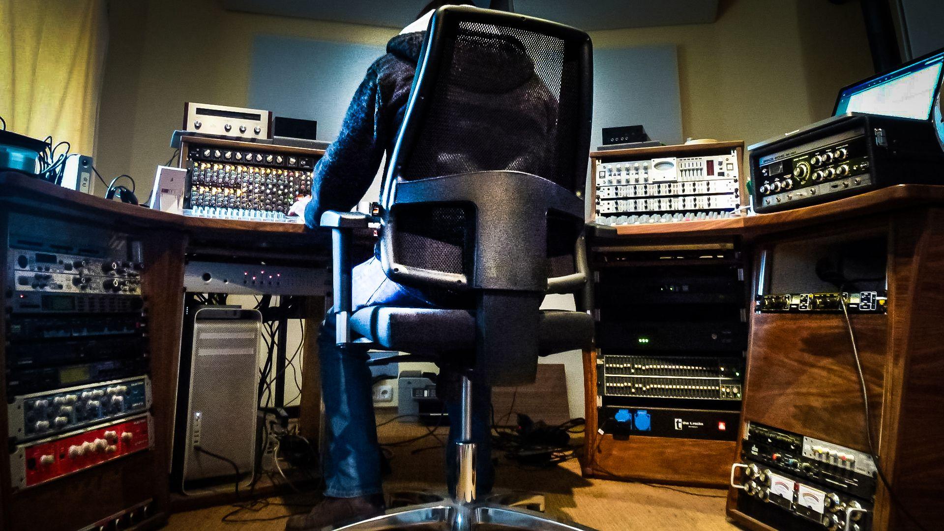 Wallpapers Studio Home - Wallpaper Cave