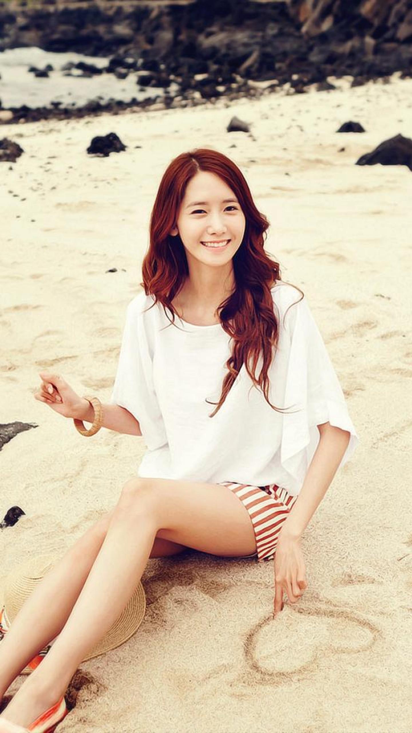 Im Yoona Wallpaper