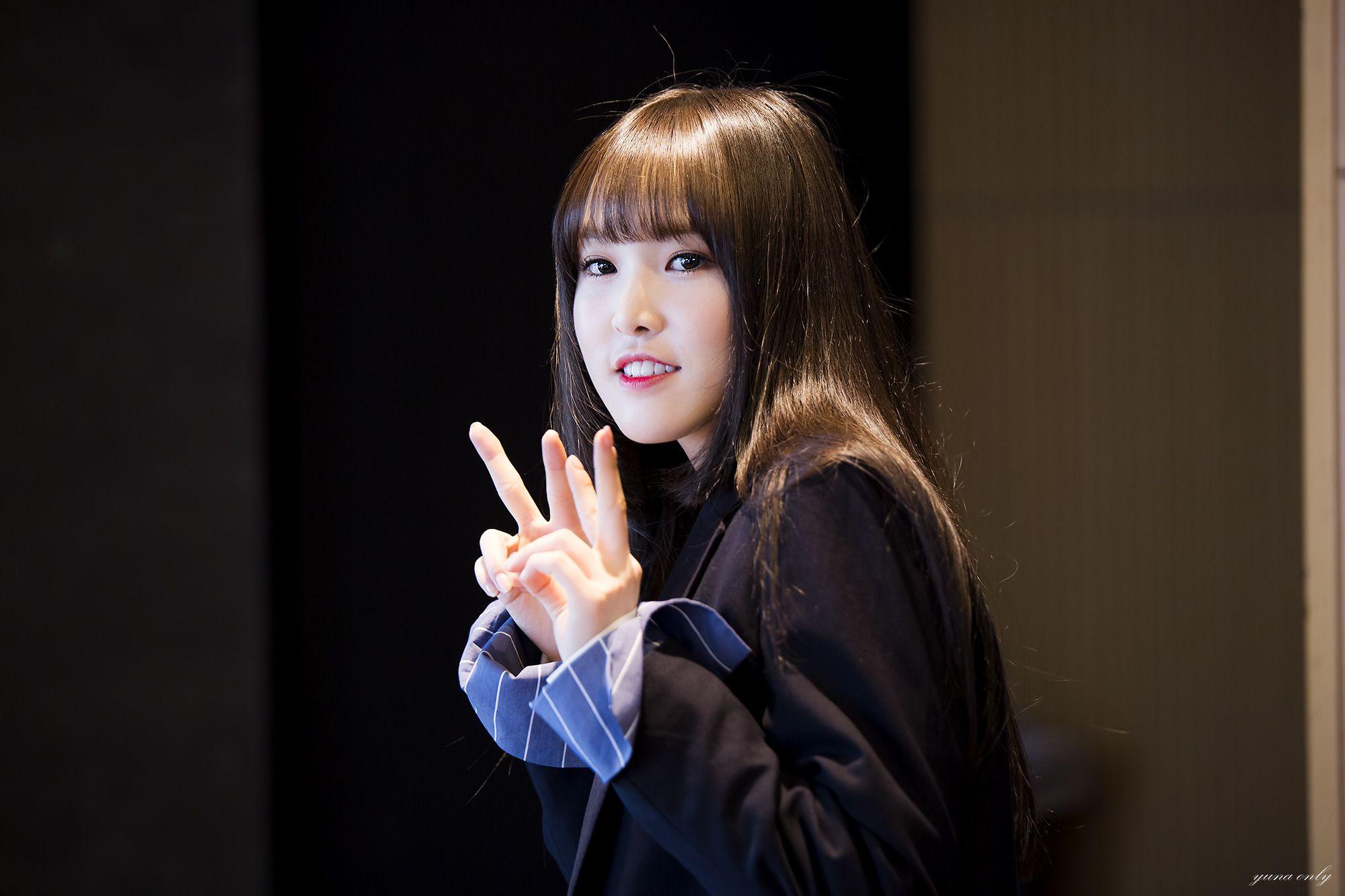 Yuju Wallpapers - Wallpaper Cave