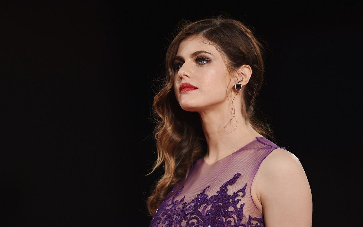 Alexandra Daddario 2018 Wallpapers - Wallpaper Cave
