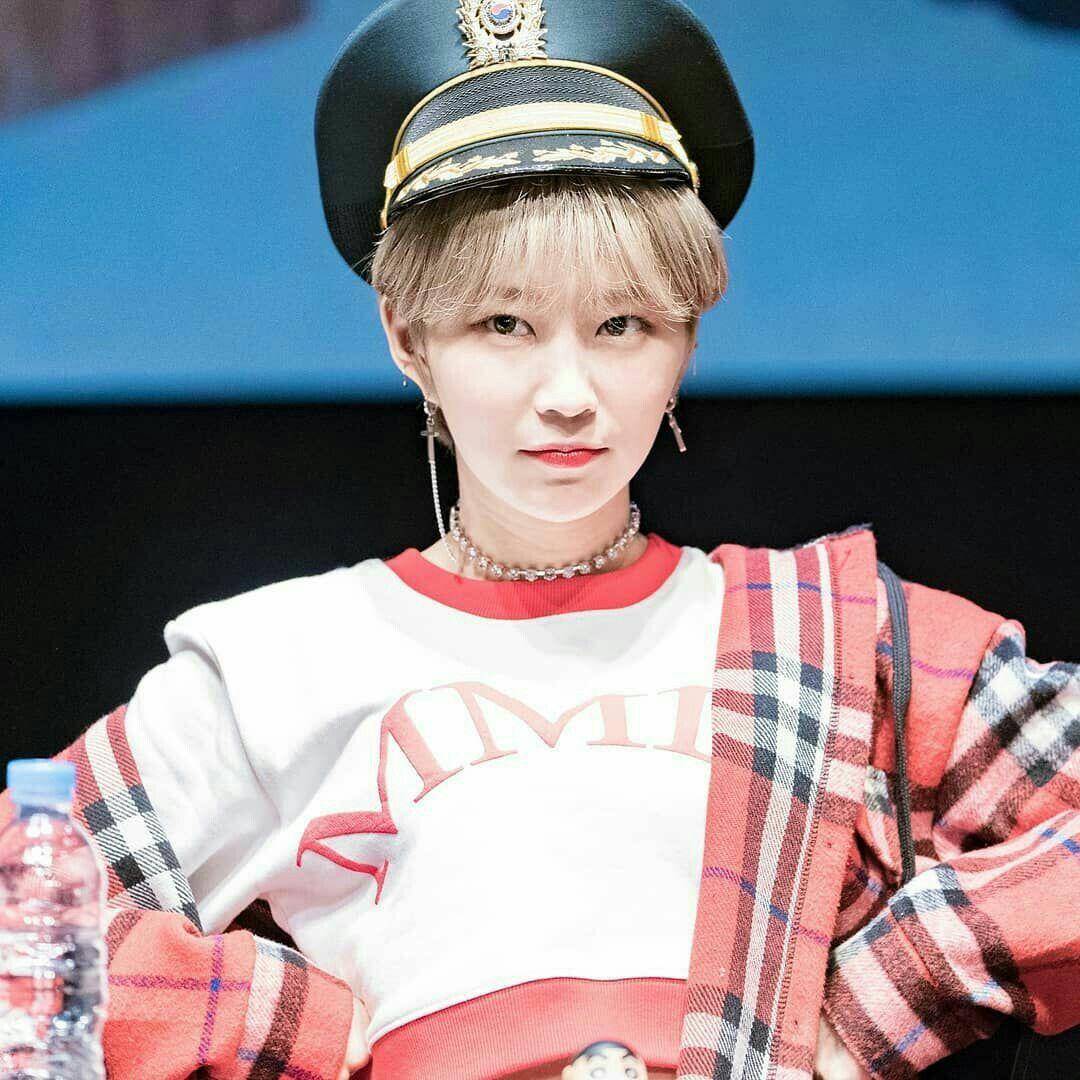 Hyebin Wallpapers - Wallpaper Cave