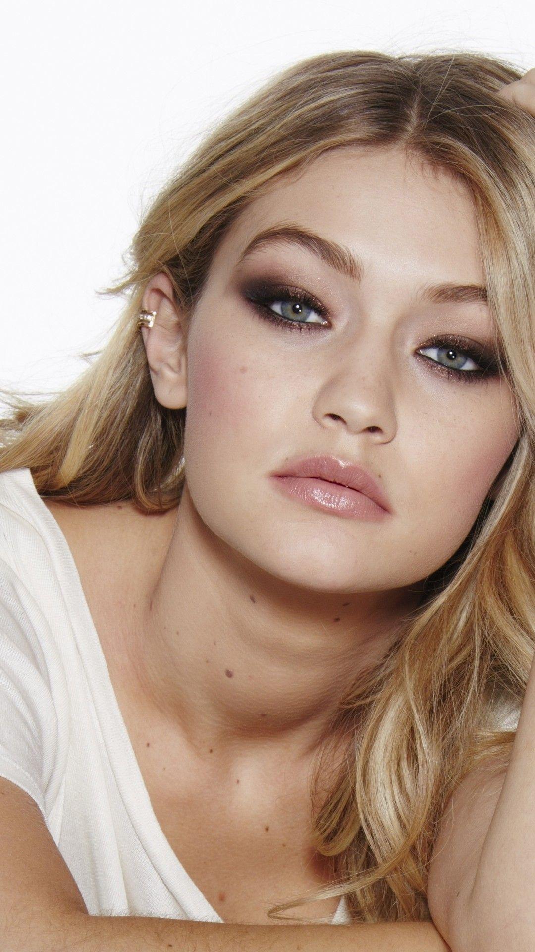 Gigi Wallpapers - Wallpaper Cave