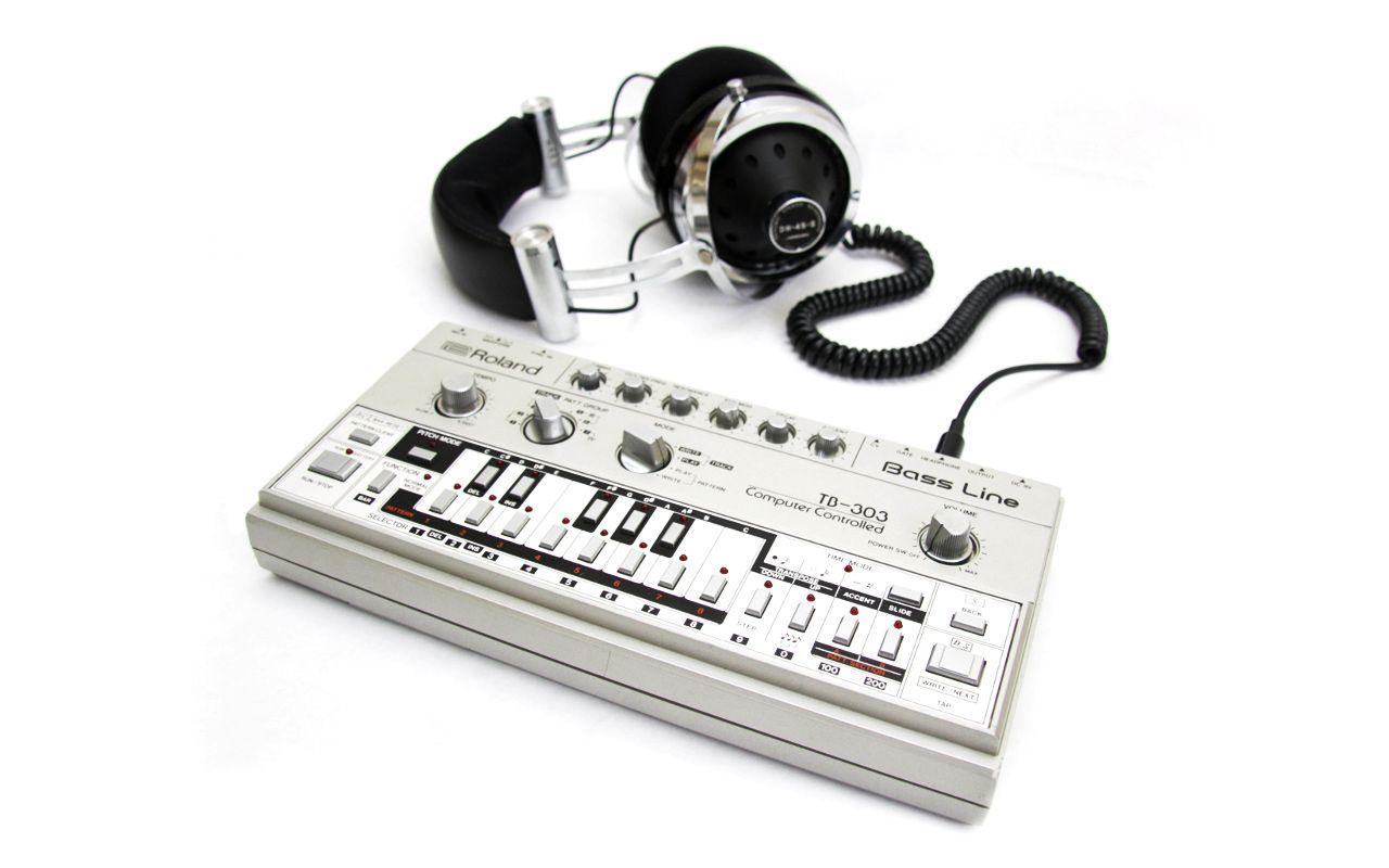 Roland Wallpapers - Wallpaper Cave