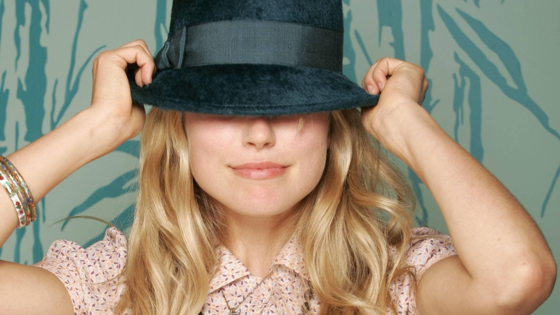 Sarah Carter Computer Backgrounds Walpapers - Wallpaper Cave