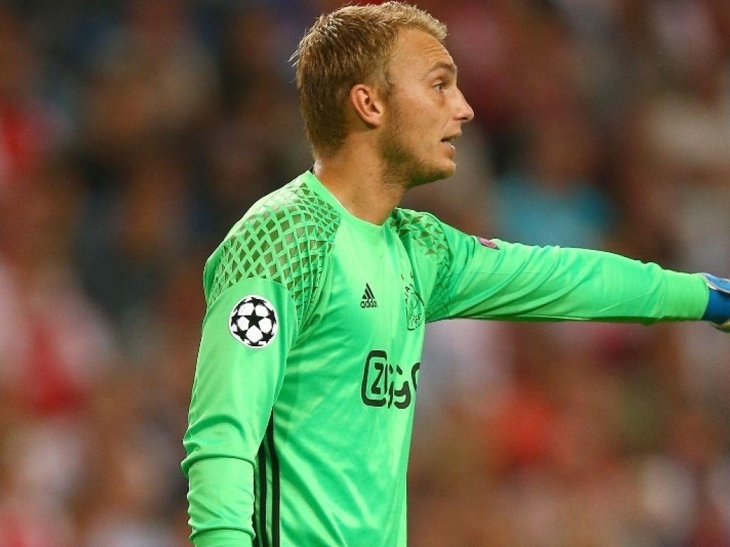 Jasper Cillessen Wallpapers - Wallpaper Cave