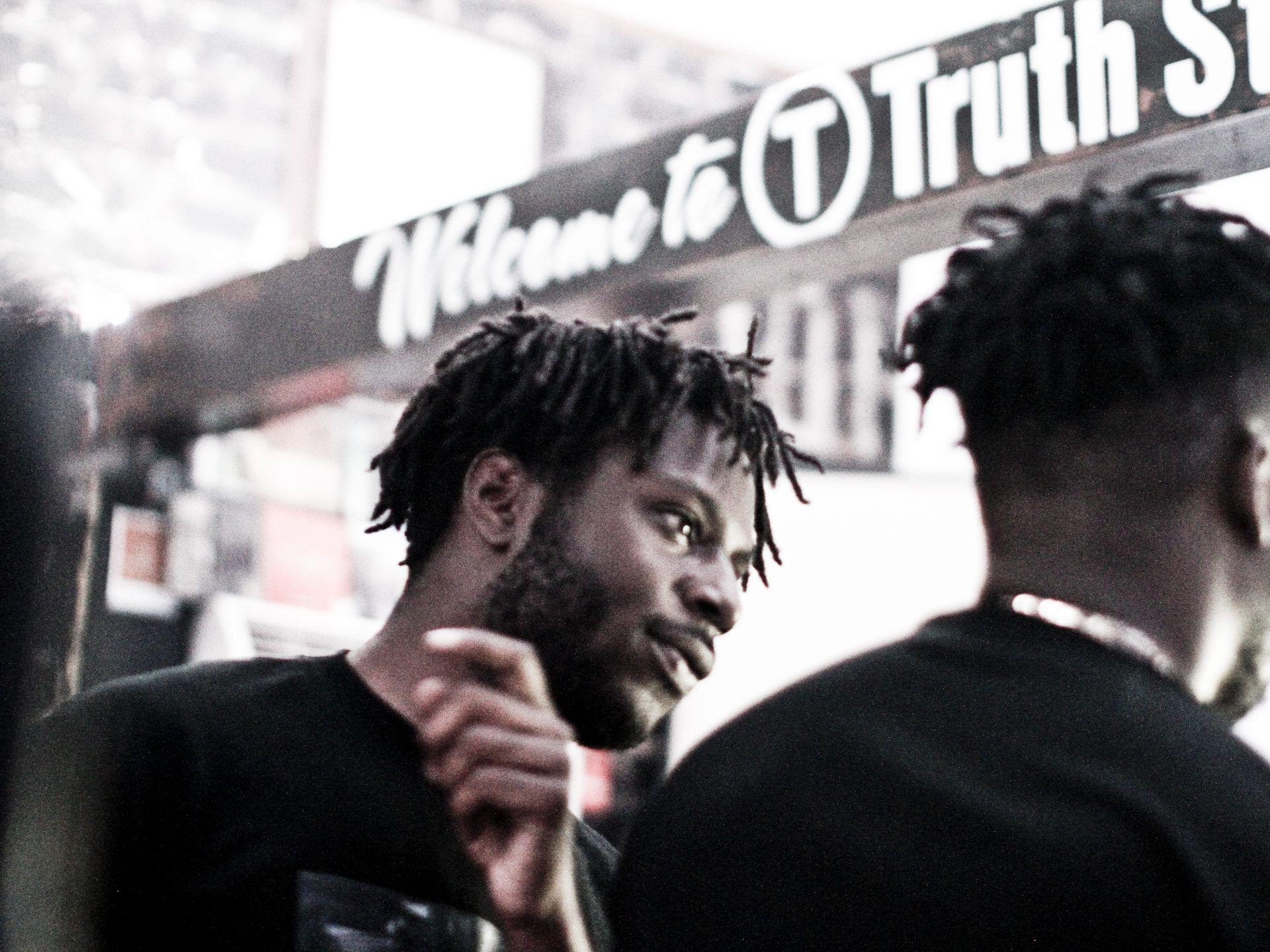 Isaiah Rashad Wallpapers - Wallpaper Cave