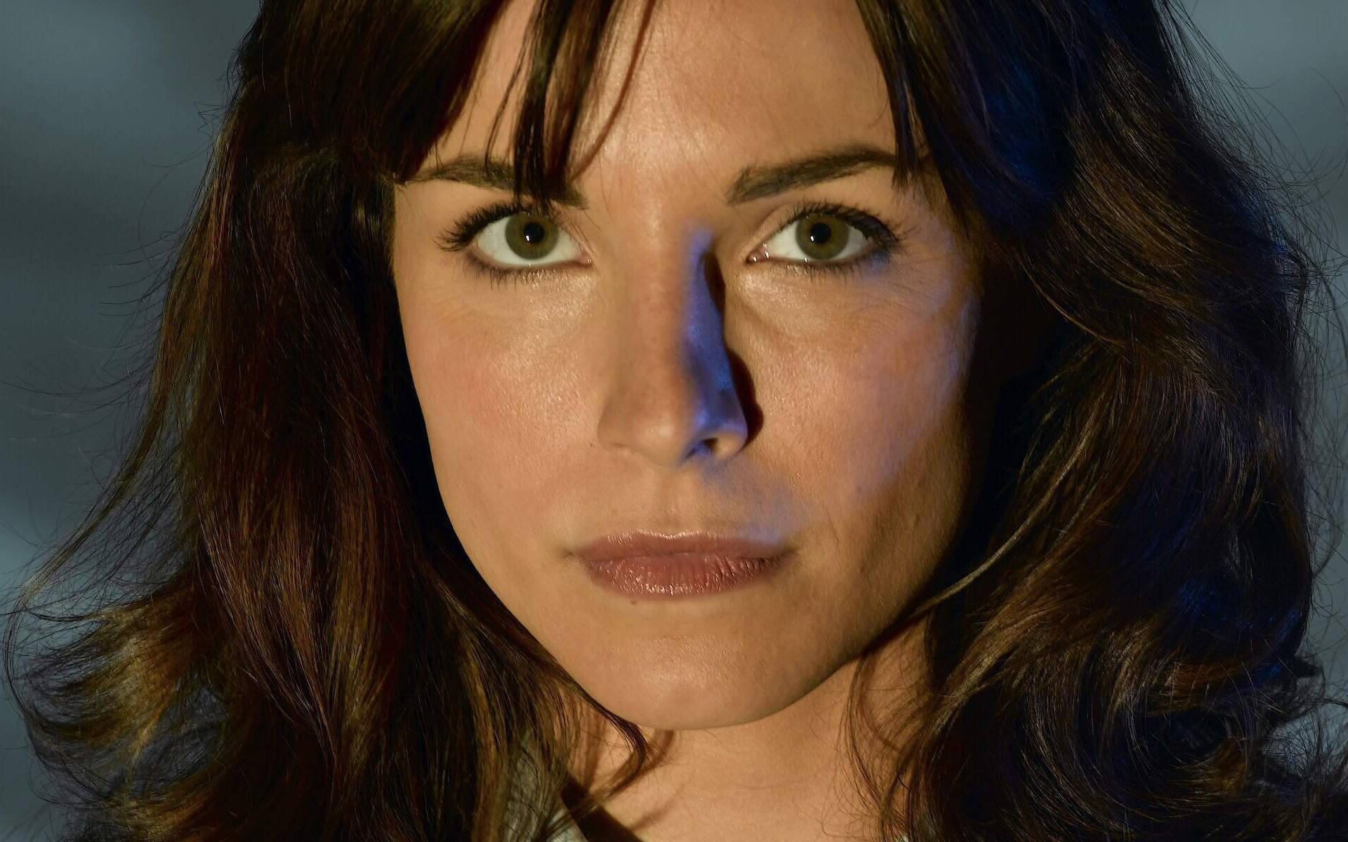 Lisa Sheridan Wallpapers - Wallpaper Cave