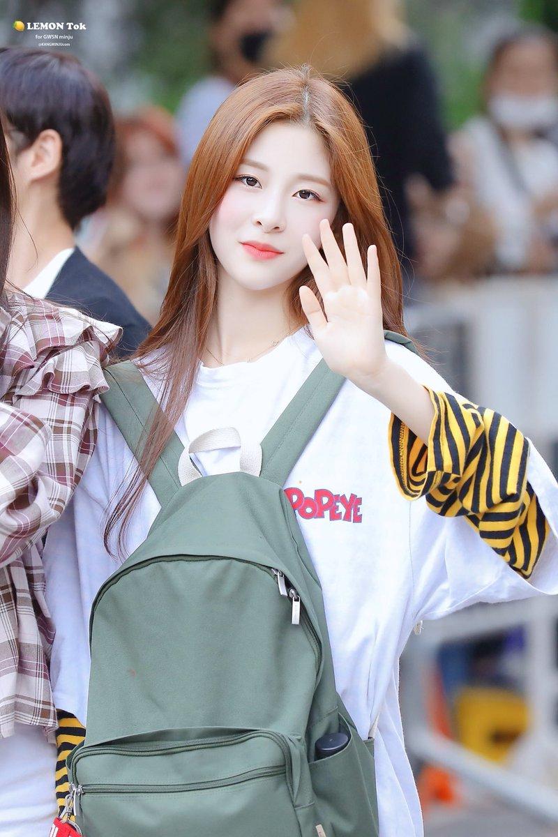 Kim Minju Wallpapers - Wallpaper Cave