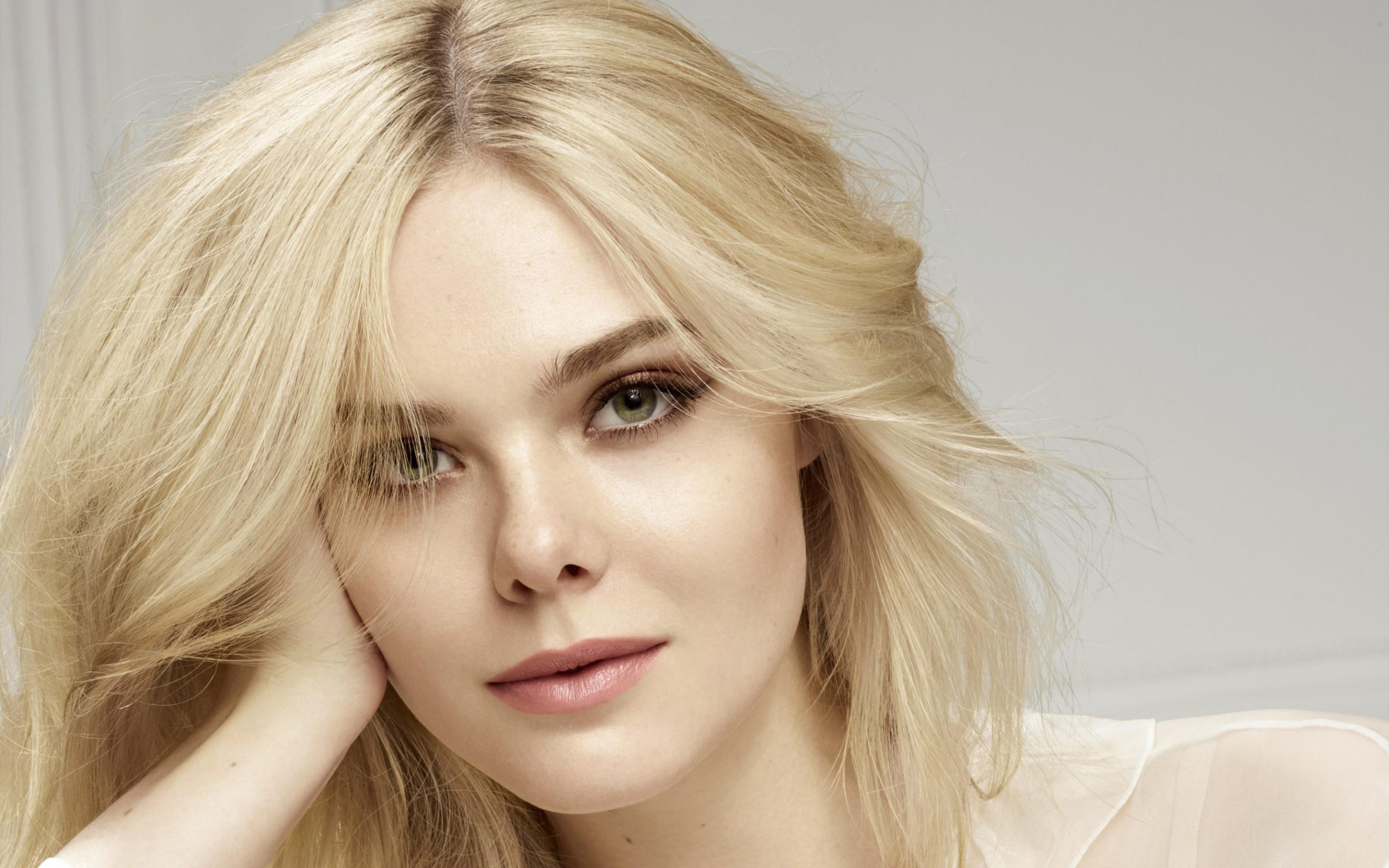 Elle Fanning Wallpapers - Wallpaper Cave