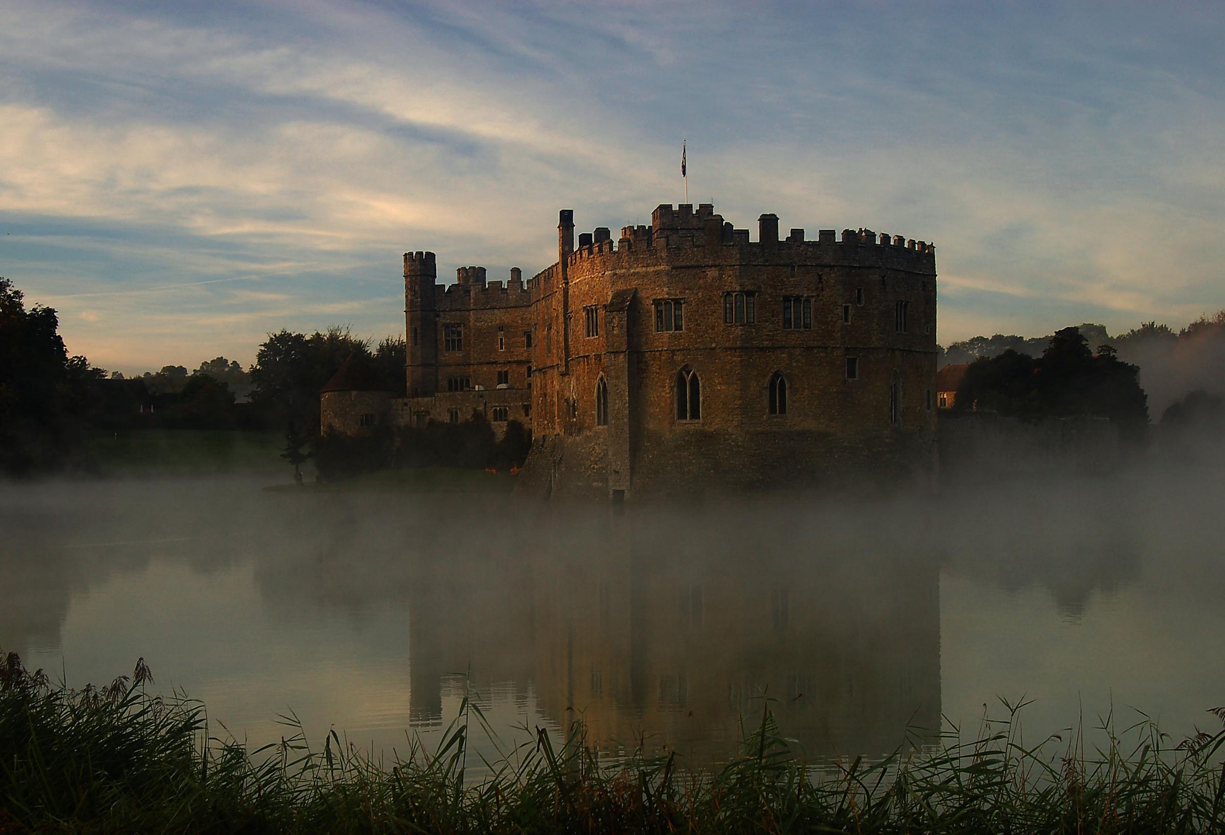 Castle Wallpapers - Wallpaper Cave