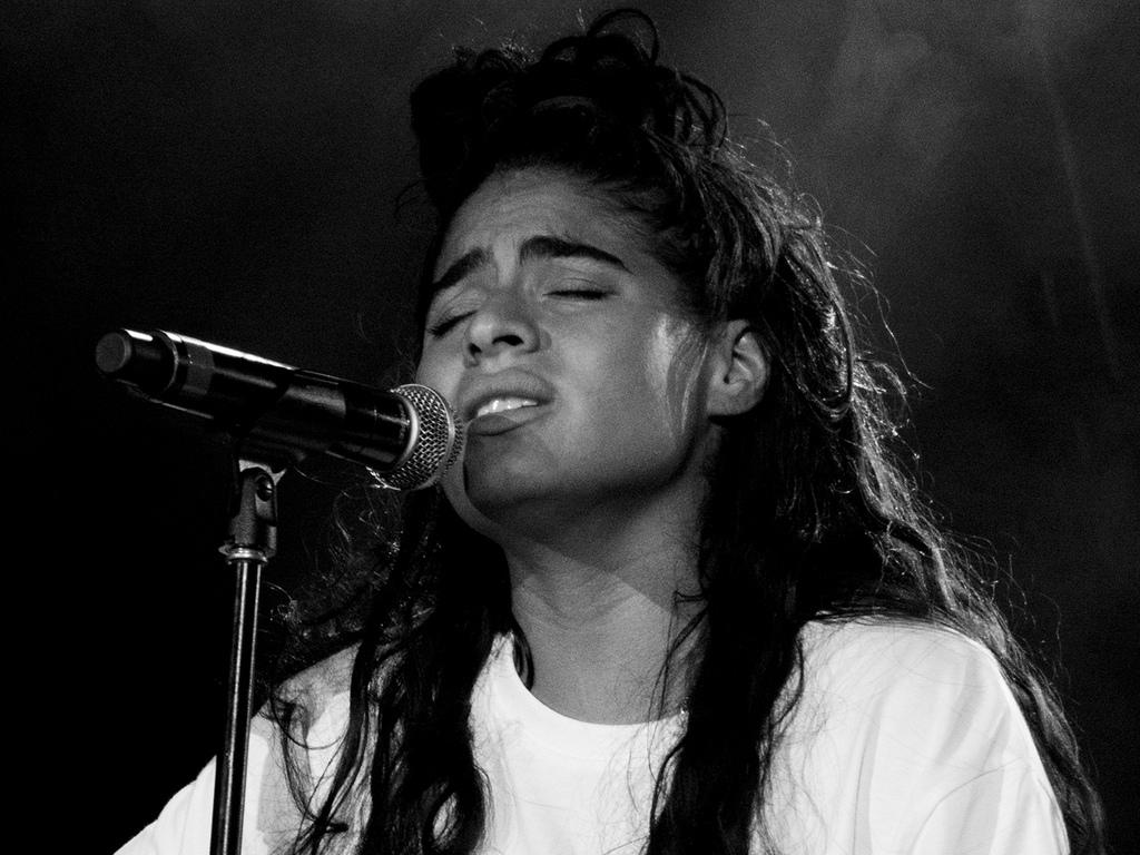 Jessie Reyez Wallpapers - Wallpaper Cave Jessie Reyez Wallpapers - Wallpaper Cave