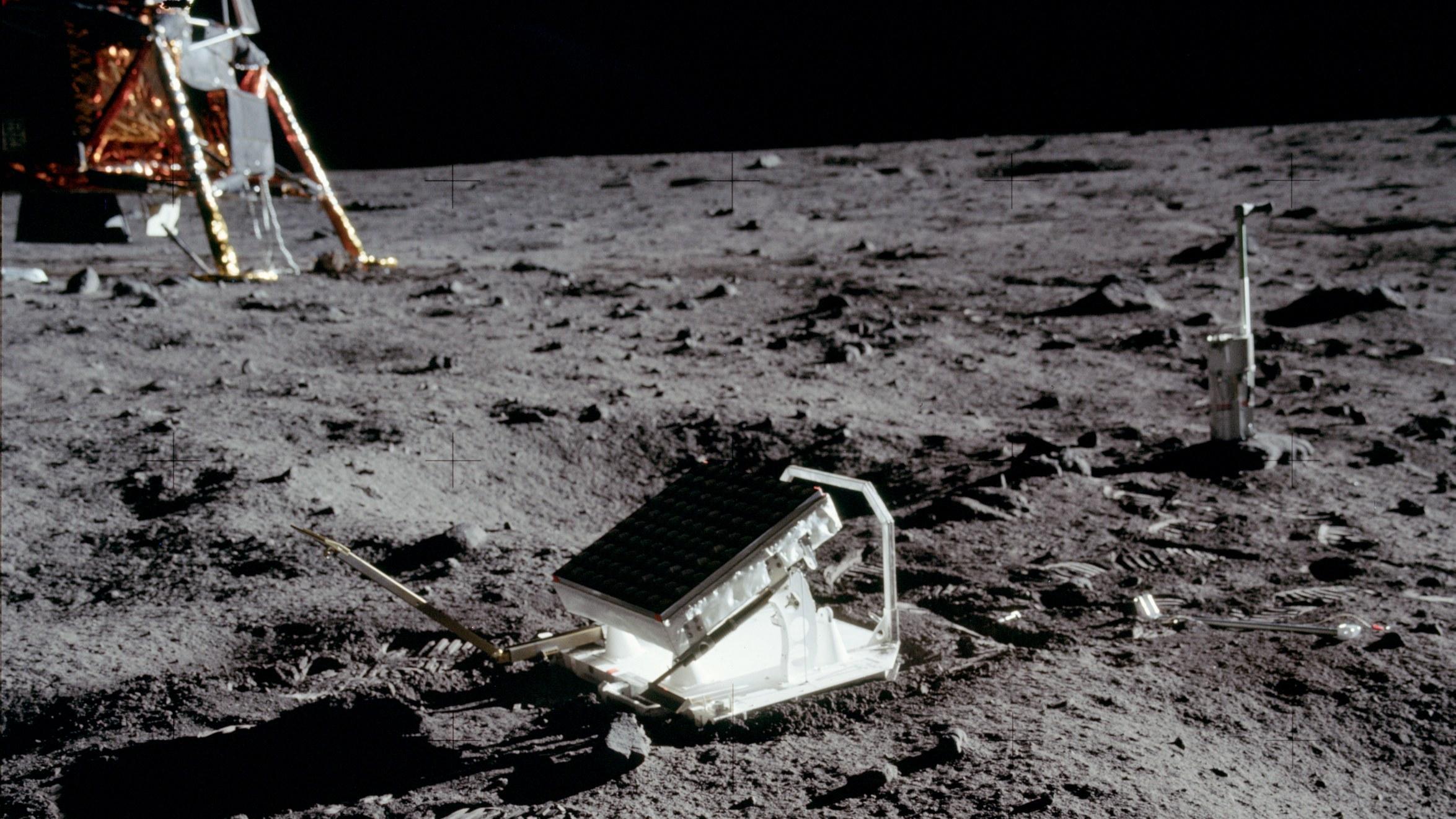 Apollo Wallpapers - Wallpaper Cave