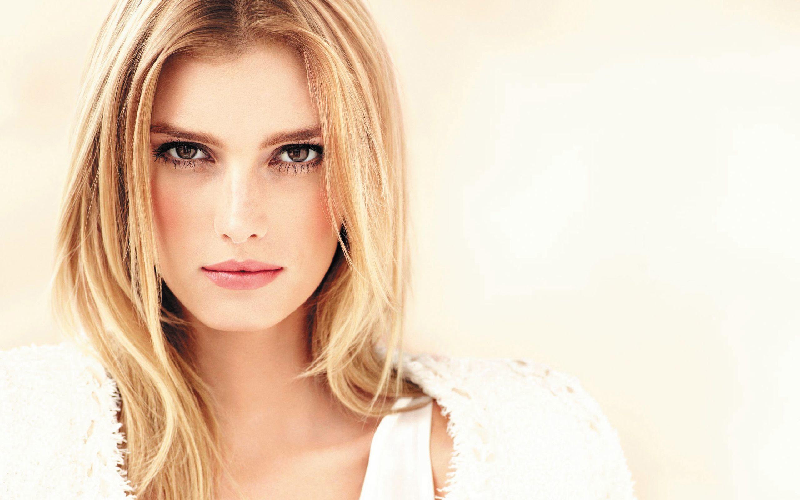 Sigrid Wallpapers - Wallpaper Cave