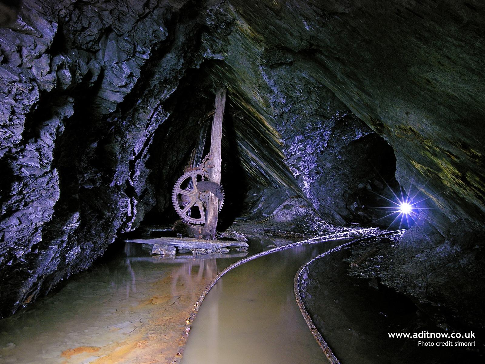 Mine Wallpapers - Wallpaper Cave