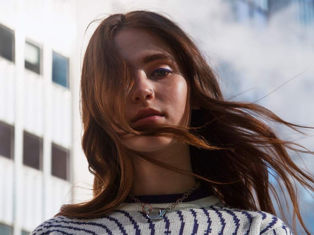 Clairo Wallpapers - Wallpaper Cave