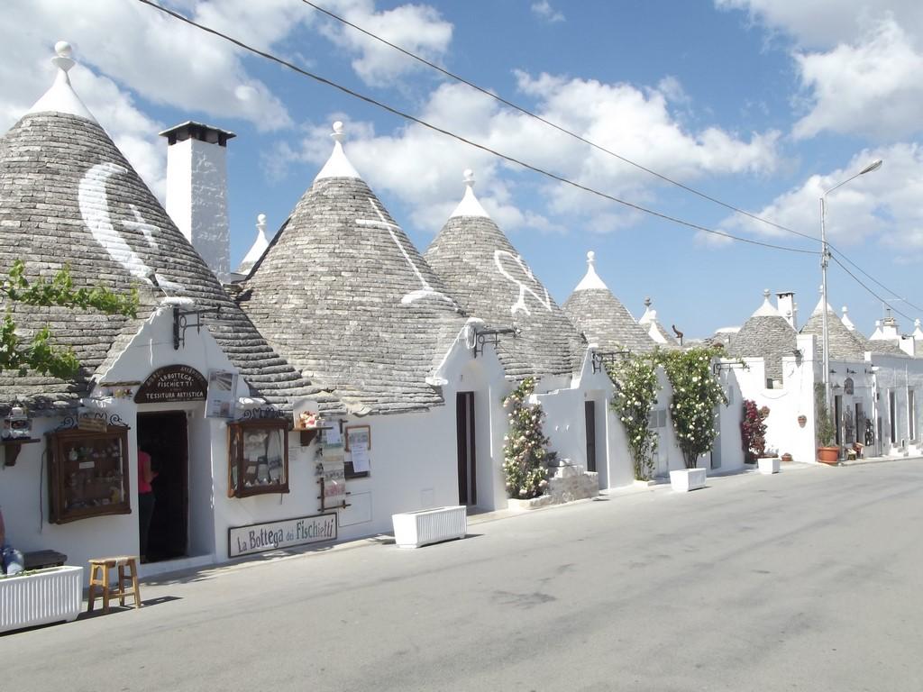 Alberobello Wallpapers - Wallpaper Cave