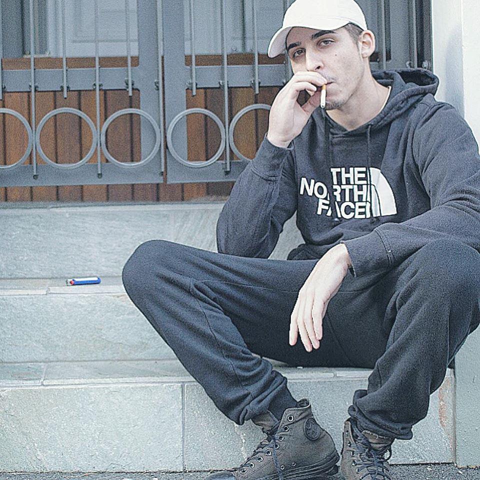 Chillinit Wallpapers - Wallpaper Cave