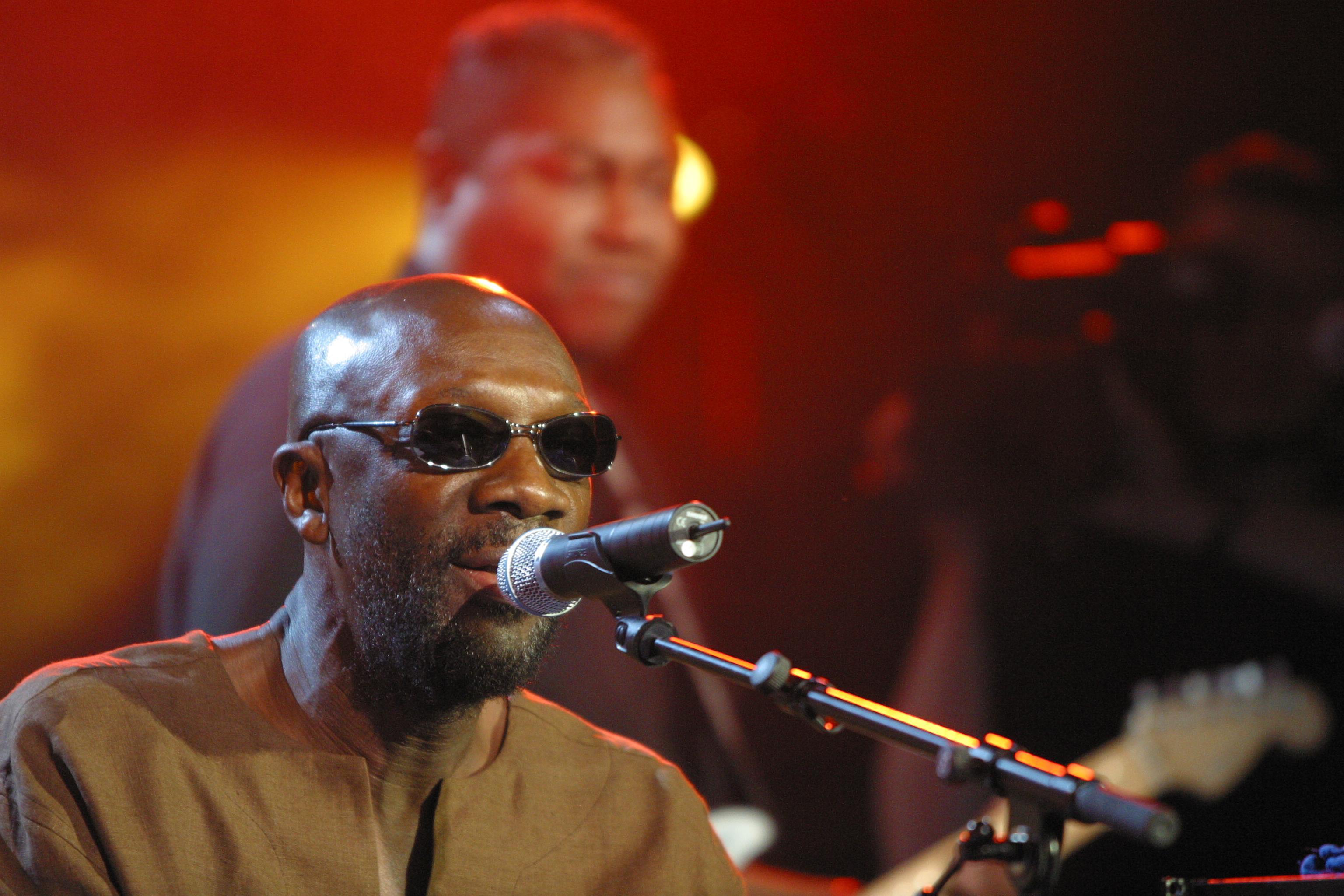 Isaac Hayes Wallpapers - Wallpaper Cave