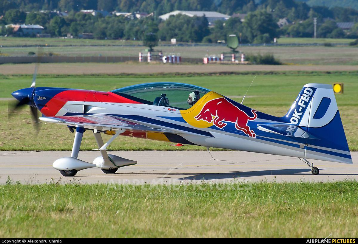 The Flying Bulls Aerobatics Team Wallpapers - Wallpaper Cave