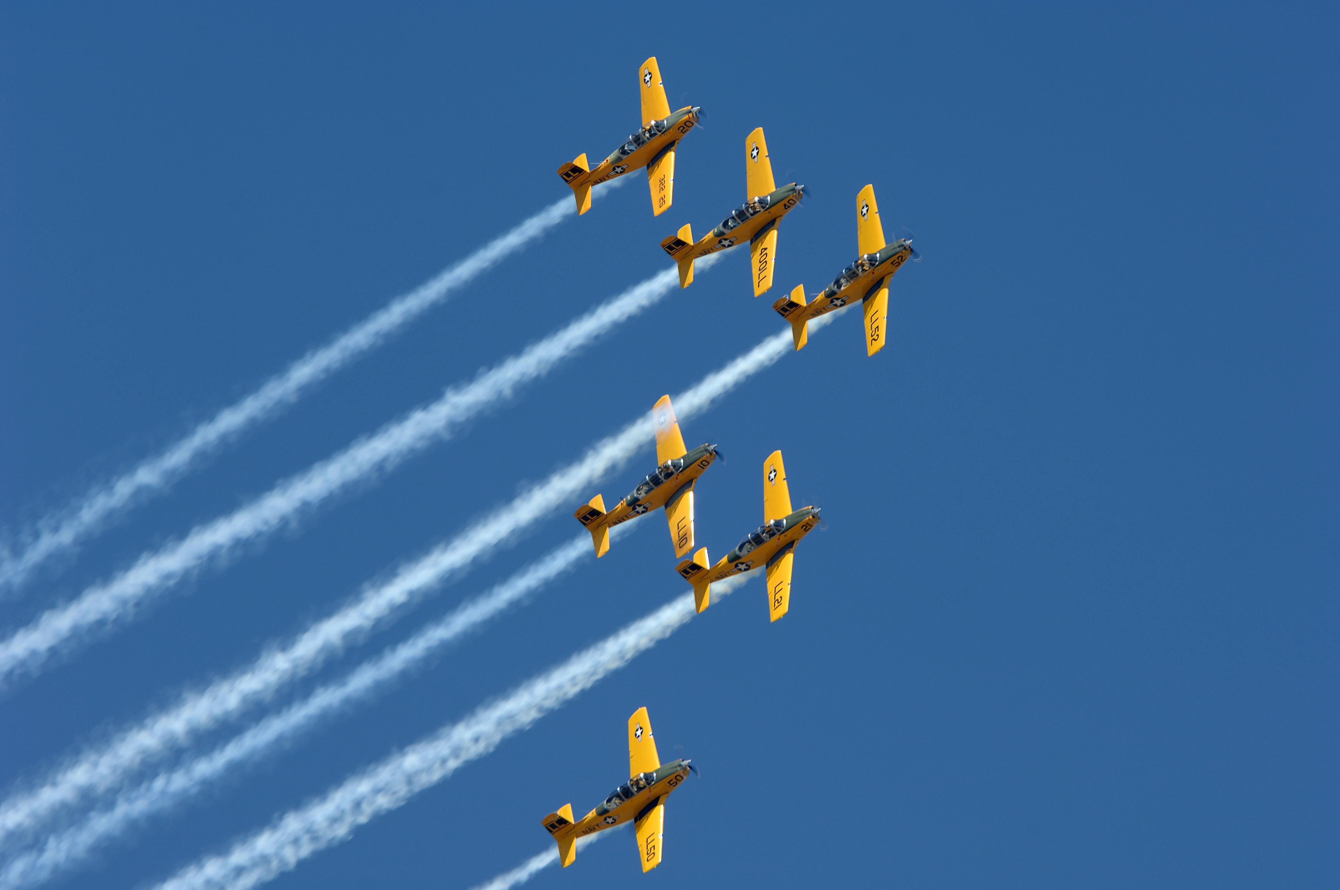 The Flying Bulls Aerobatics Team Wallpapers - Wallpaper Cave