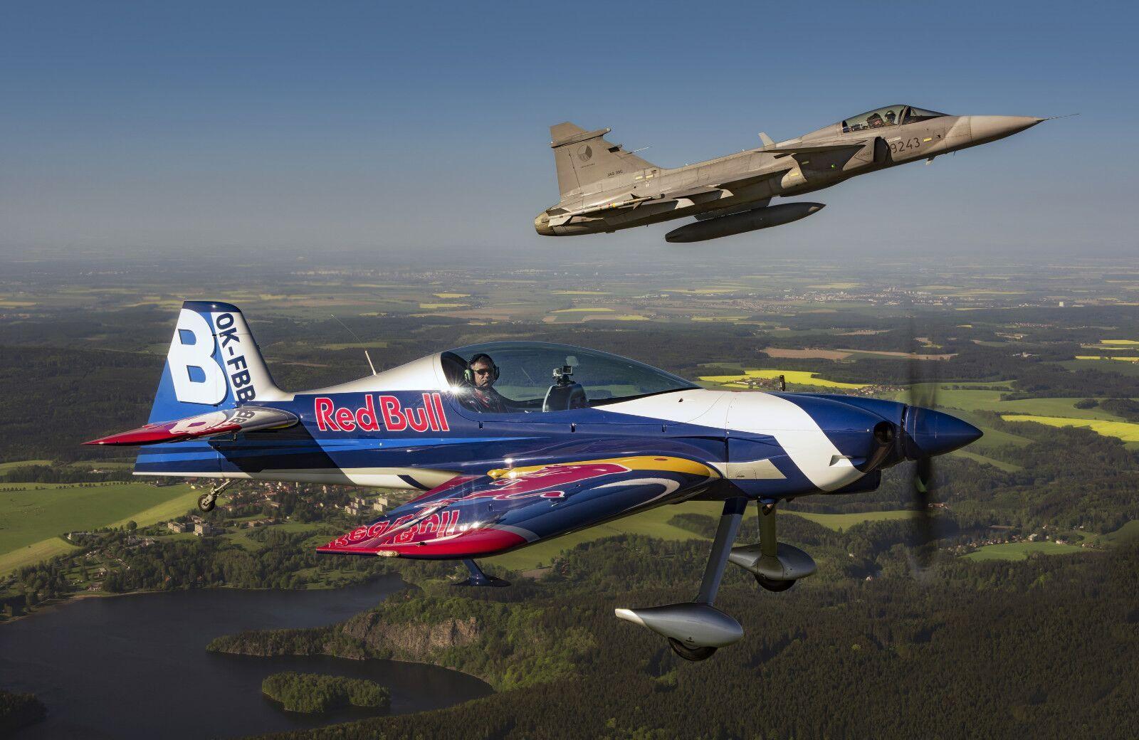 The Flying Bulls Aerobatics Team Wallpapers - Wallpaper Cave