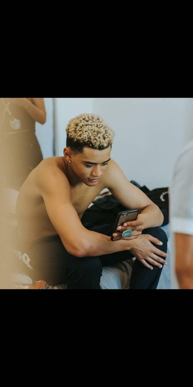 Zion Kuwonu Wallpapers - Wallpaper Cave