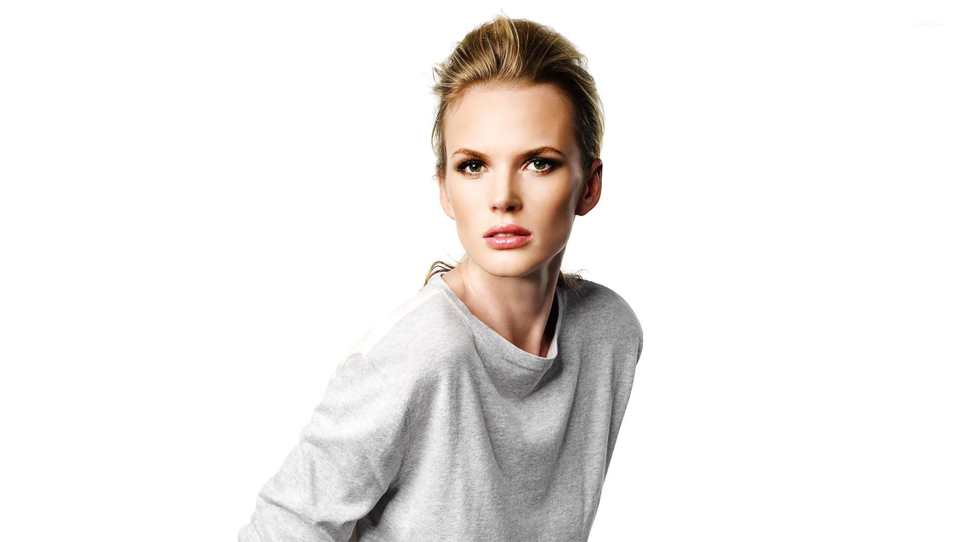 Anne Vyalitsyna Wallpapers - Wallpaper Cave