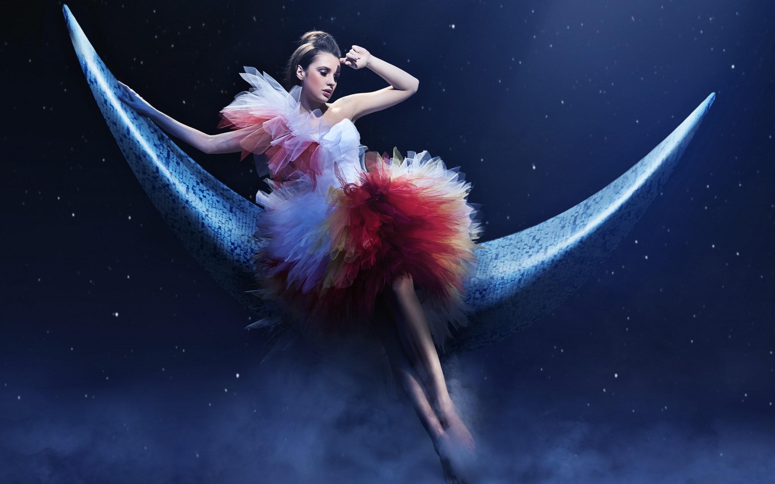 Girl And Moon Wallpapers - Wallpaper Cave