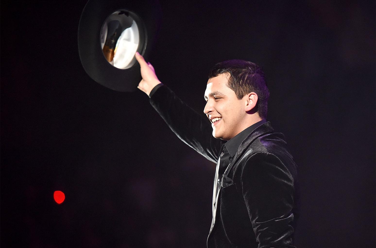 Christian Nodal Wallpapers - Wallpaper Cave