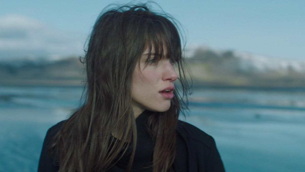 Charlotte Cardin Wallpapers - Wallpaper Cave