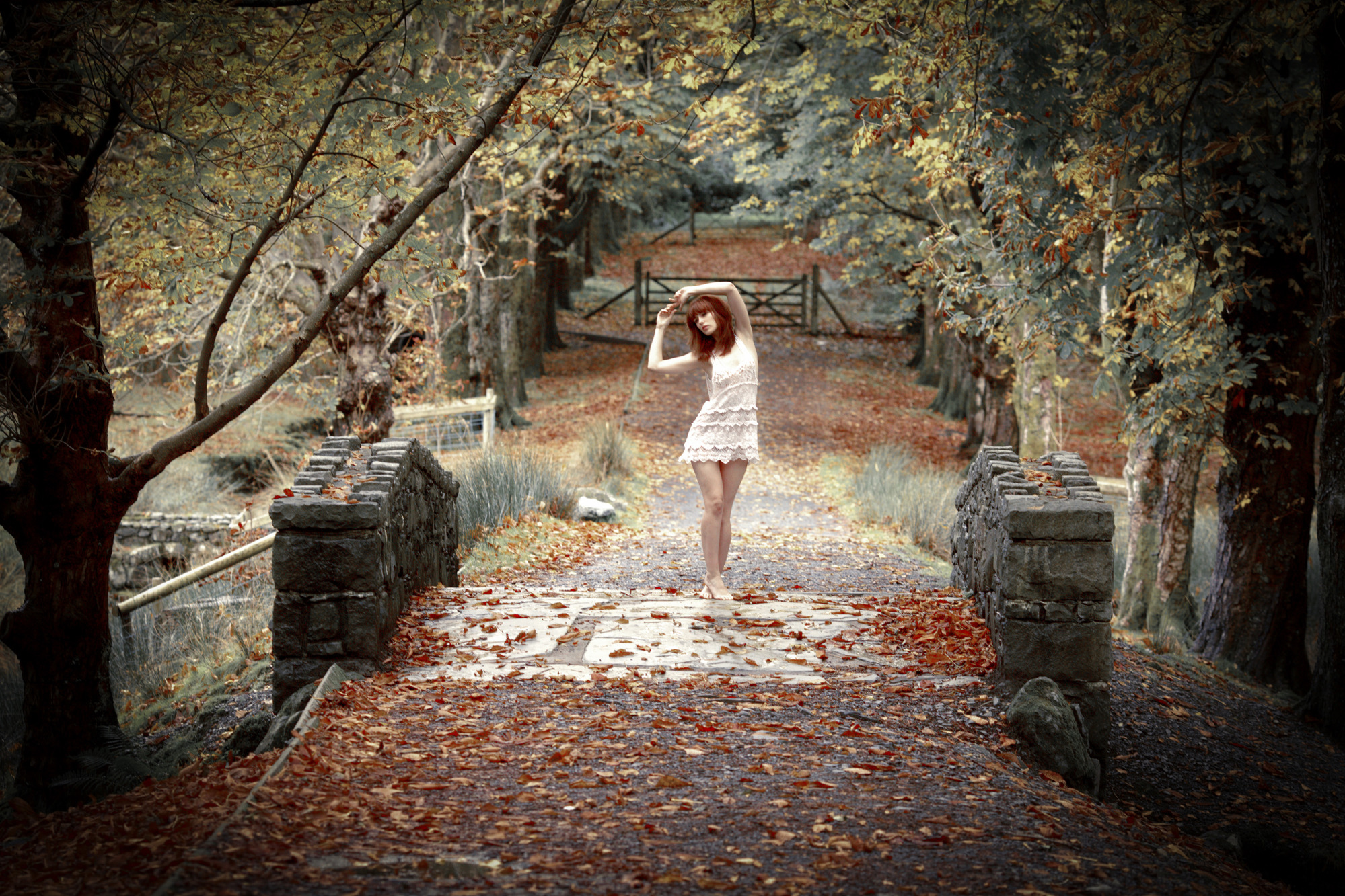 Girl And Fall Wallpapers - Wallpaper Cave