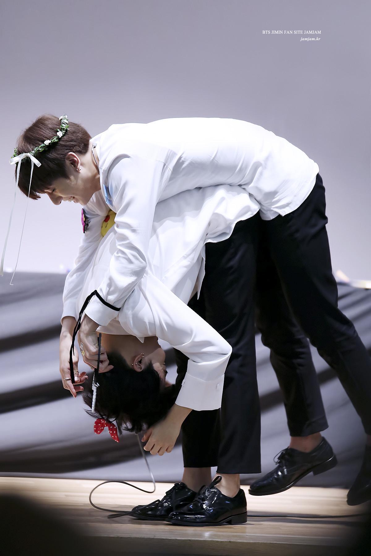 BTS Jikook Wallpapers - Wallpaper Cave