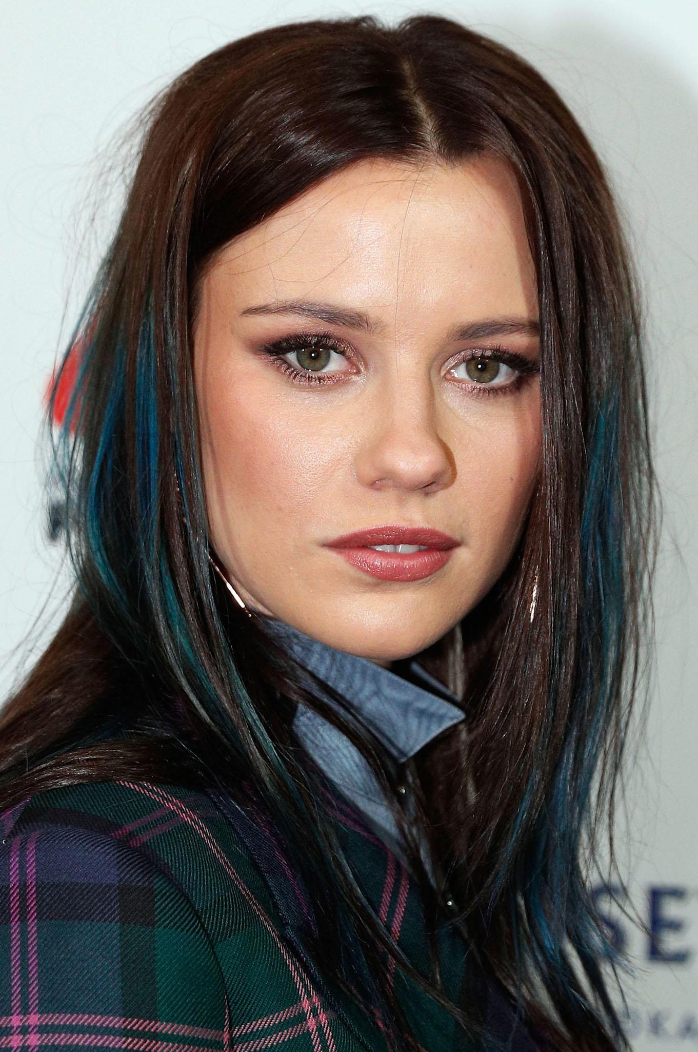 Lily Sullivan Wallpapers - Wallpaper Cave