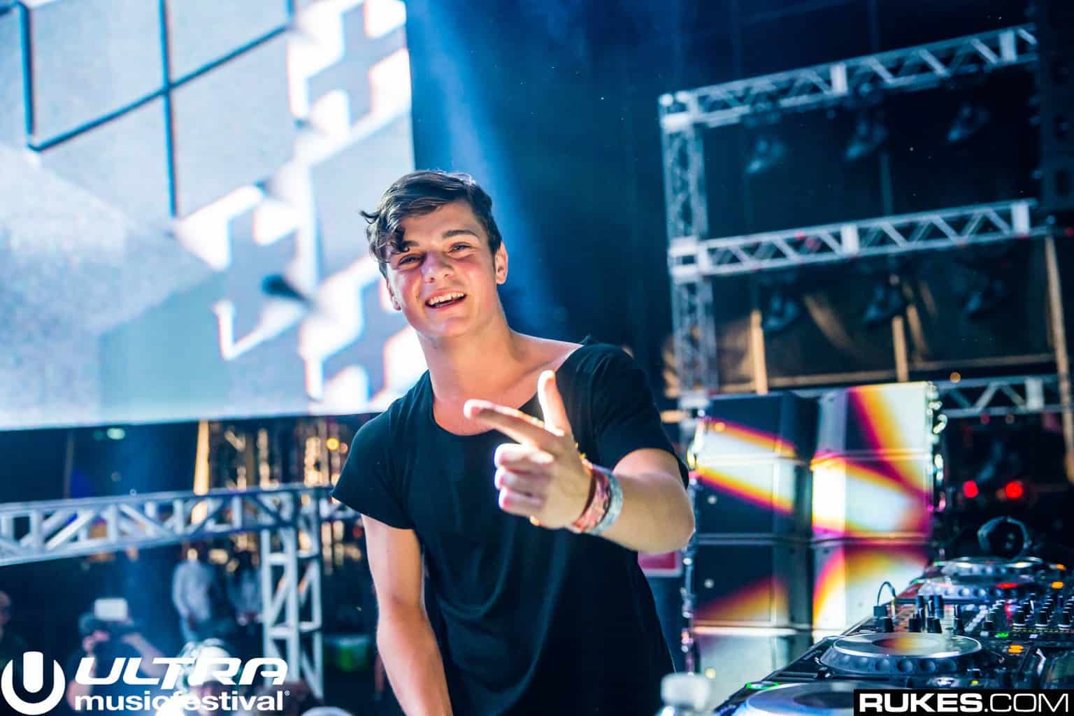 Martin Garrix Summer Days Wallpapers - Wallpaper Cave