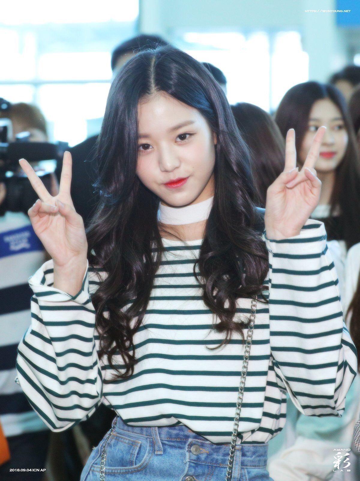 Wonyoung IZONE Wallpapers - Wallpaper Cave