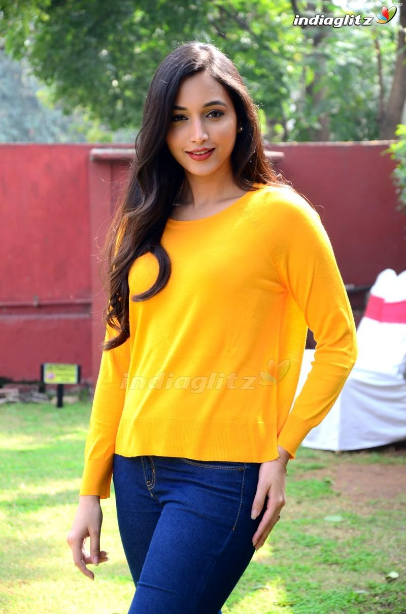 Shree Nidhi Shetty Mobile HD Wallpapers - Wallpaper Cave