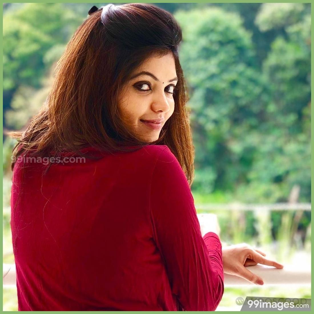 Athulya Ravi Wallpapers - Wallpaper Cave