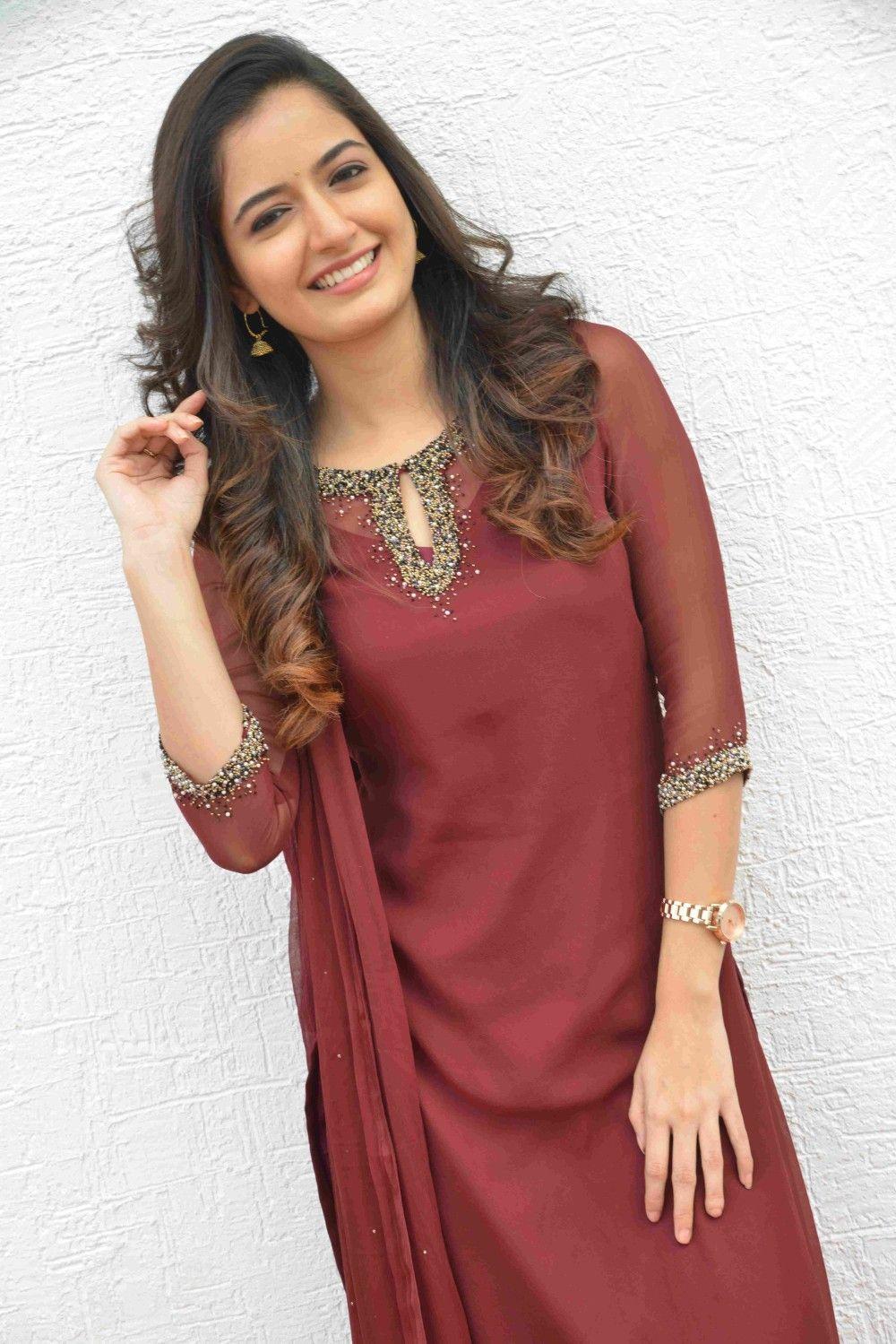 Ashika Ranganath Wallpapers - Wallpaper Cave