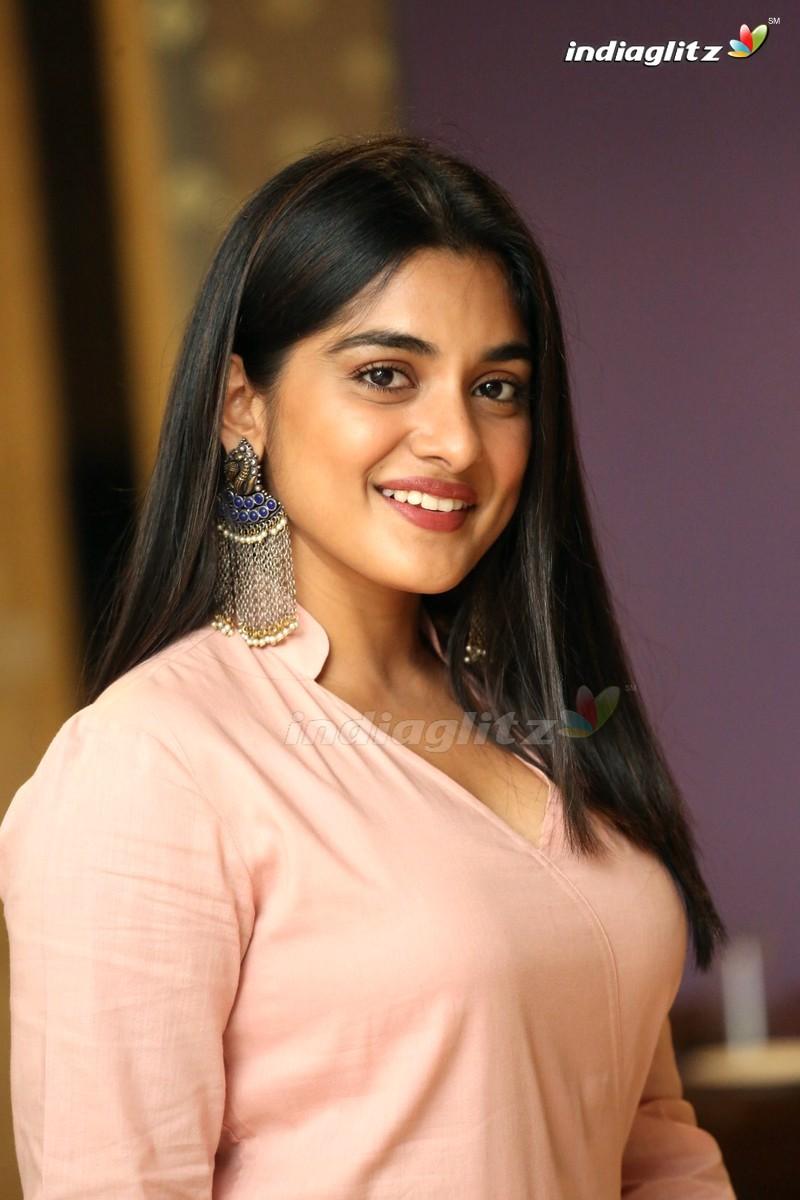 Niveda Thomas Wallpapers - Wallpaper Cave