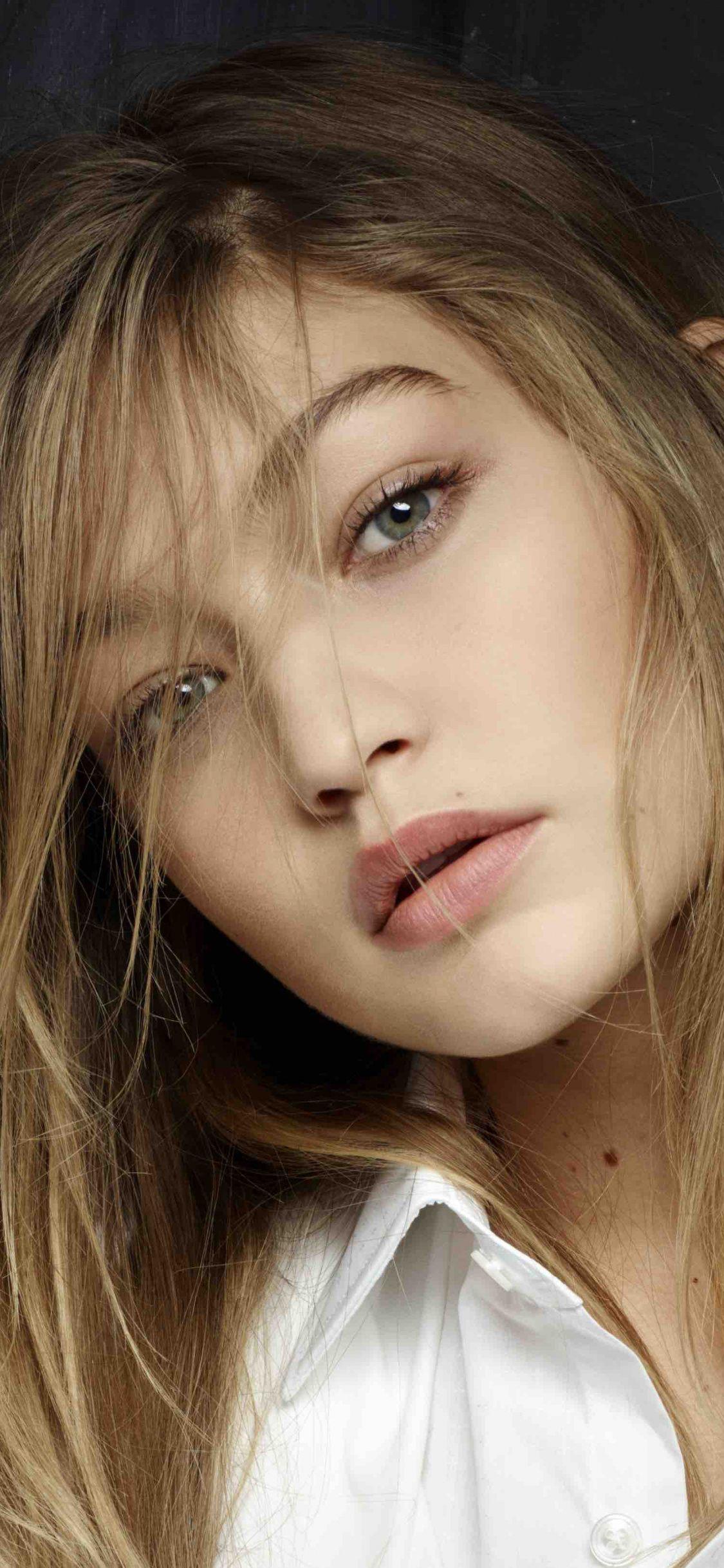 Gigi Gorgeous Wallpapers - Wallpaper Cave